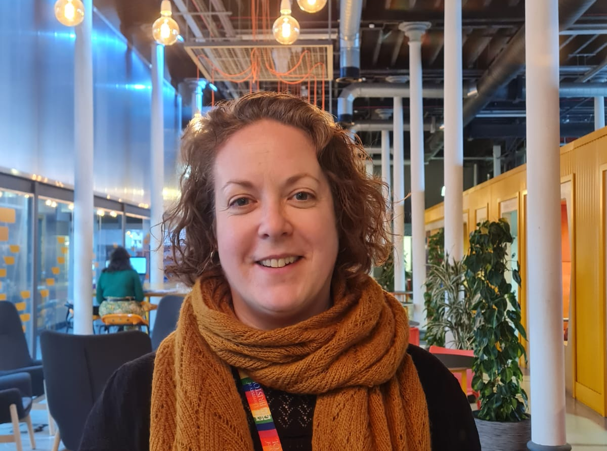 Welcome to Hazel Bunting - Engine Shed